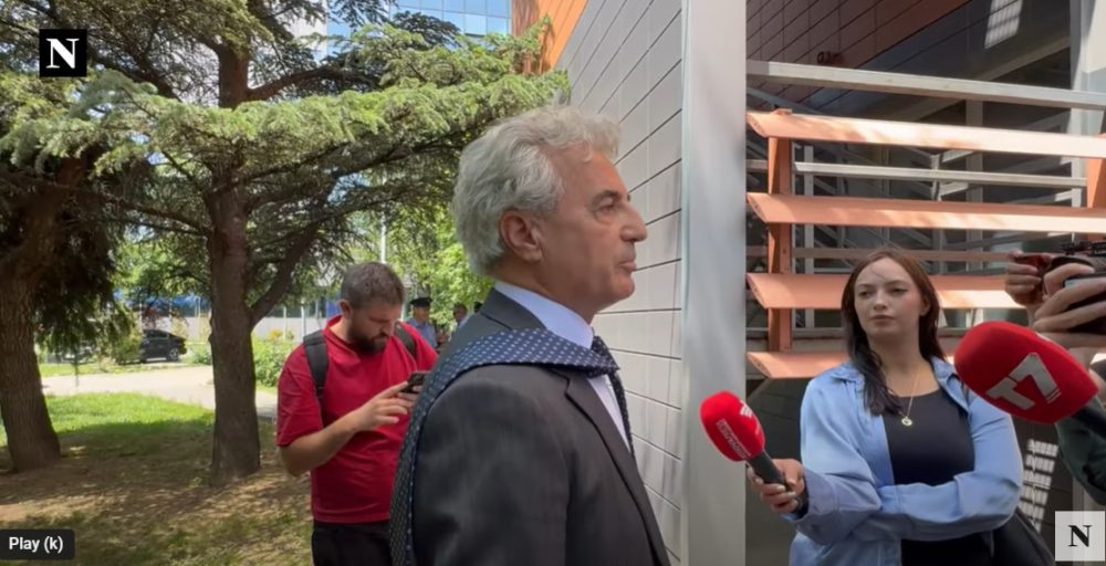 Sigurimi i Kurti ndal Arianit Kocin - NACIONALE