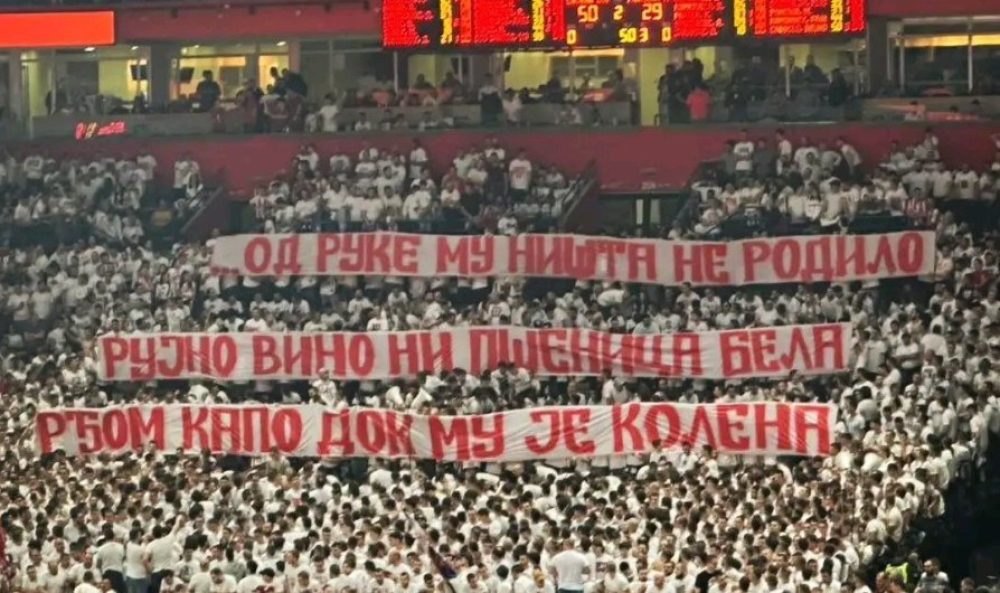 Targat RKS ngjallin shovinizmin e egër të tifozëve radikalë serbë ...