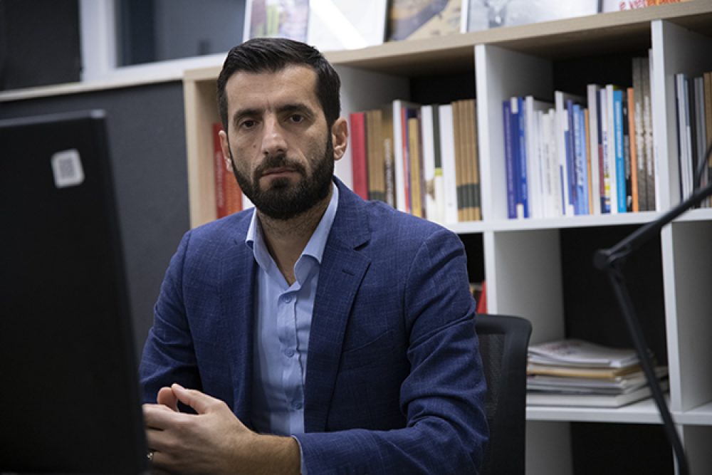 Demhasaj: Osmani me vetëdije ka qëndruar për katër vjet nën “gëzhojën ...