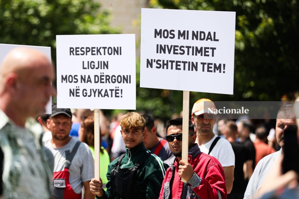 “Prodhimi po fiket, qeveria hesht”: Protesta e bizneseve nëpërmjet ...