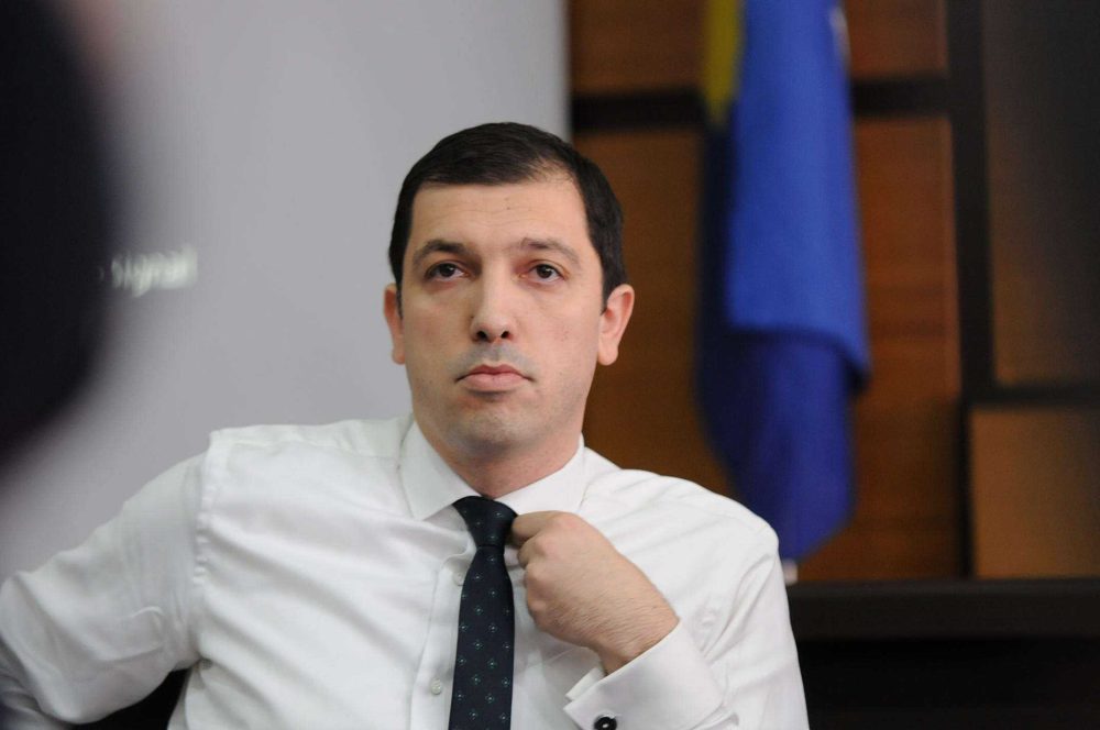 E kaluara duhet me na dhanë dinjitet, jo alibi! - NACIONALE
